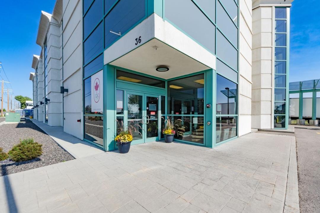 Calgary Storage Lockers @ 36 Bowridge Dr. 4 Weeks Free